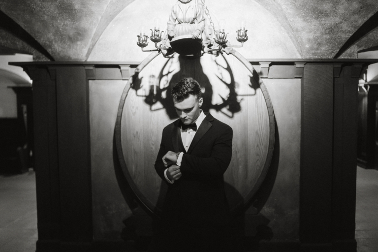 Colorful, Modern Glen Foerd Wedding | Sweetwater Portraits