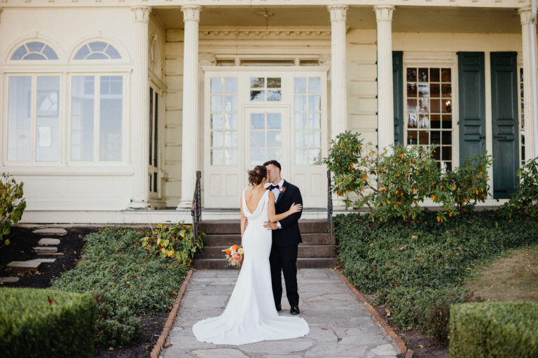 Colorful, Modern Glen Foerd Wedding | Sweetwater Portraits